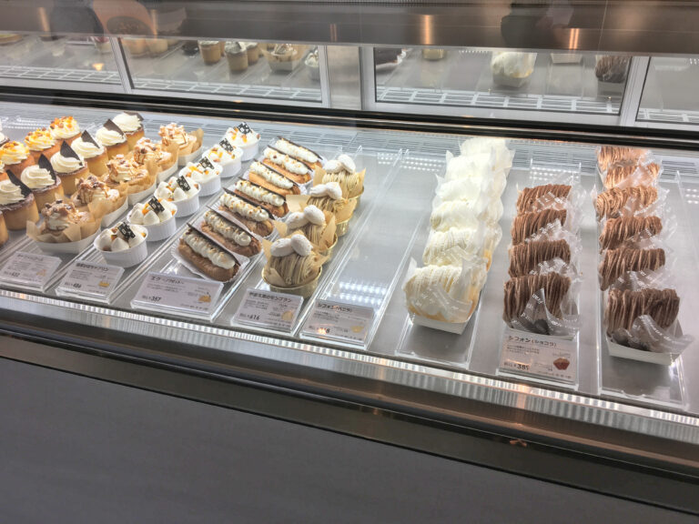 【benbeya（べんべや）/札幌】人気の洋菓子屋さんでいただくリッチな味わいのソフトクリーム | Kitaiko