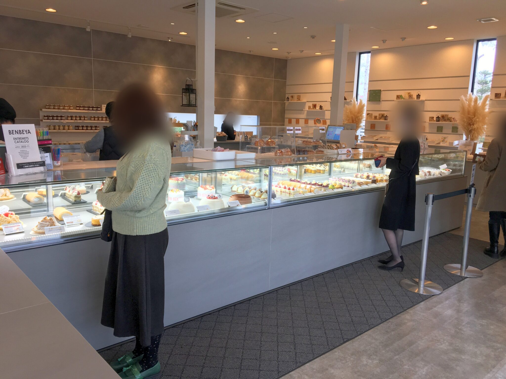 【benbeya（べんべや）/札幌】人気の洋菓子屋さんでいただくリッチな味わいのソフトクリーム | Kitaiko